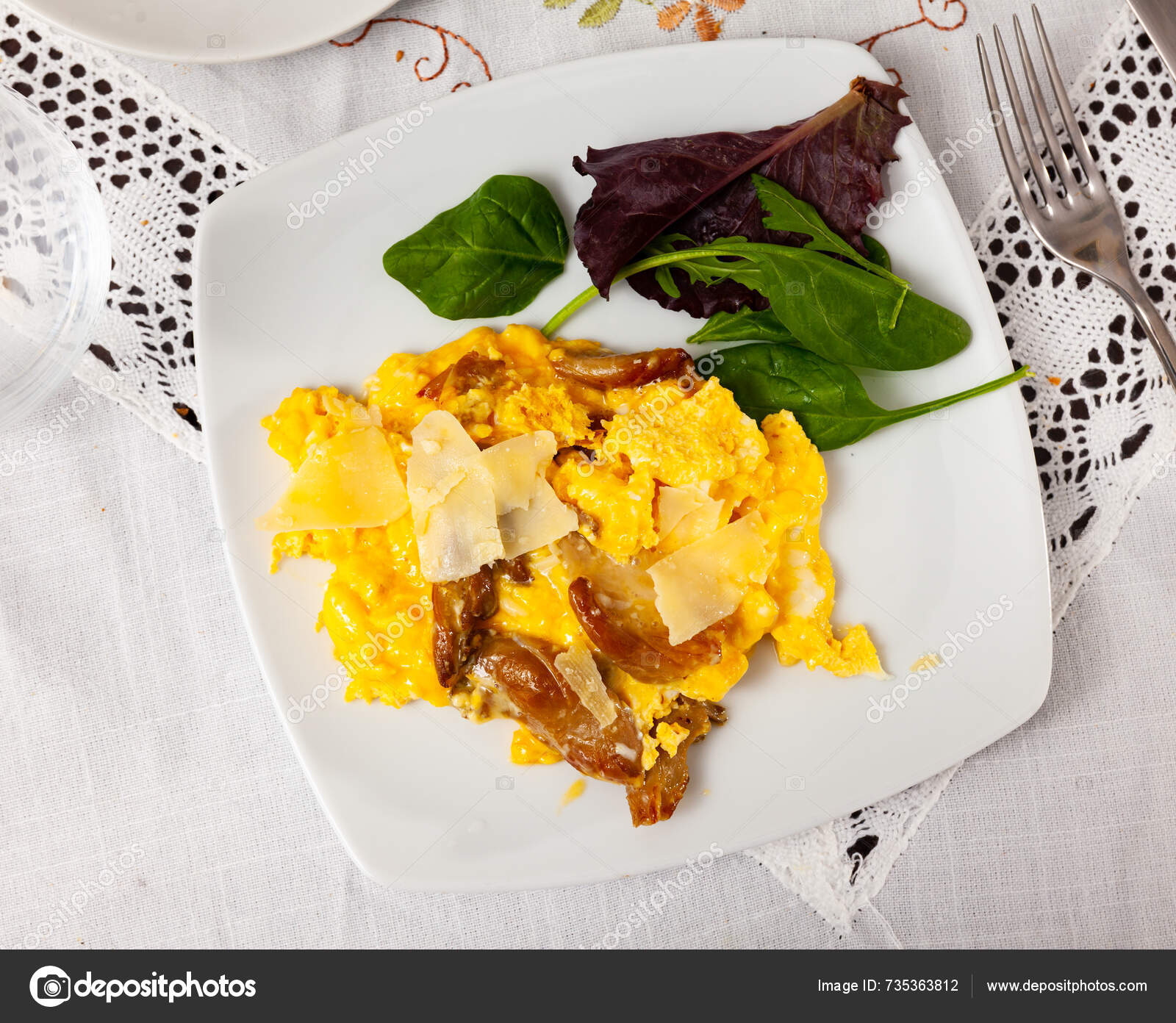 Classic Spanish Revuelto Setas Queso Delicate Creamy Scrambled Eggs ...