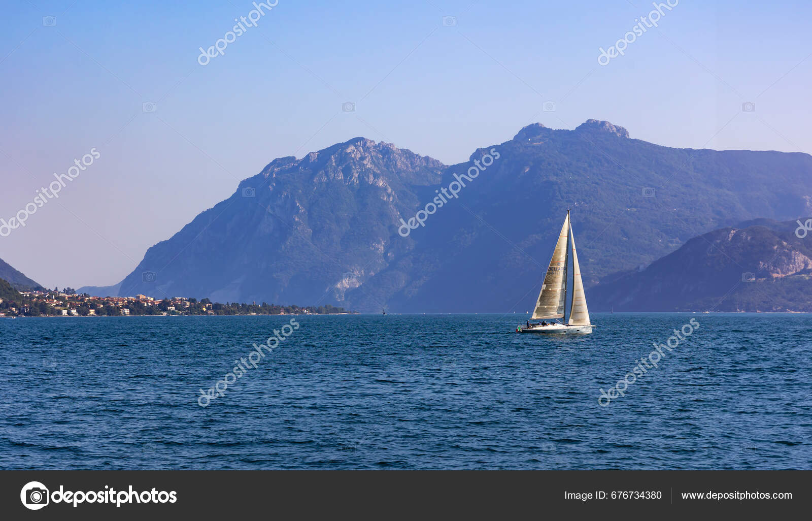 Italy Lombardy Lake Como August 2023 Sailboat Lake Como Italian – Stock ...