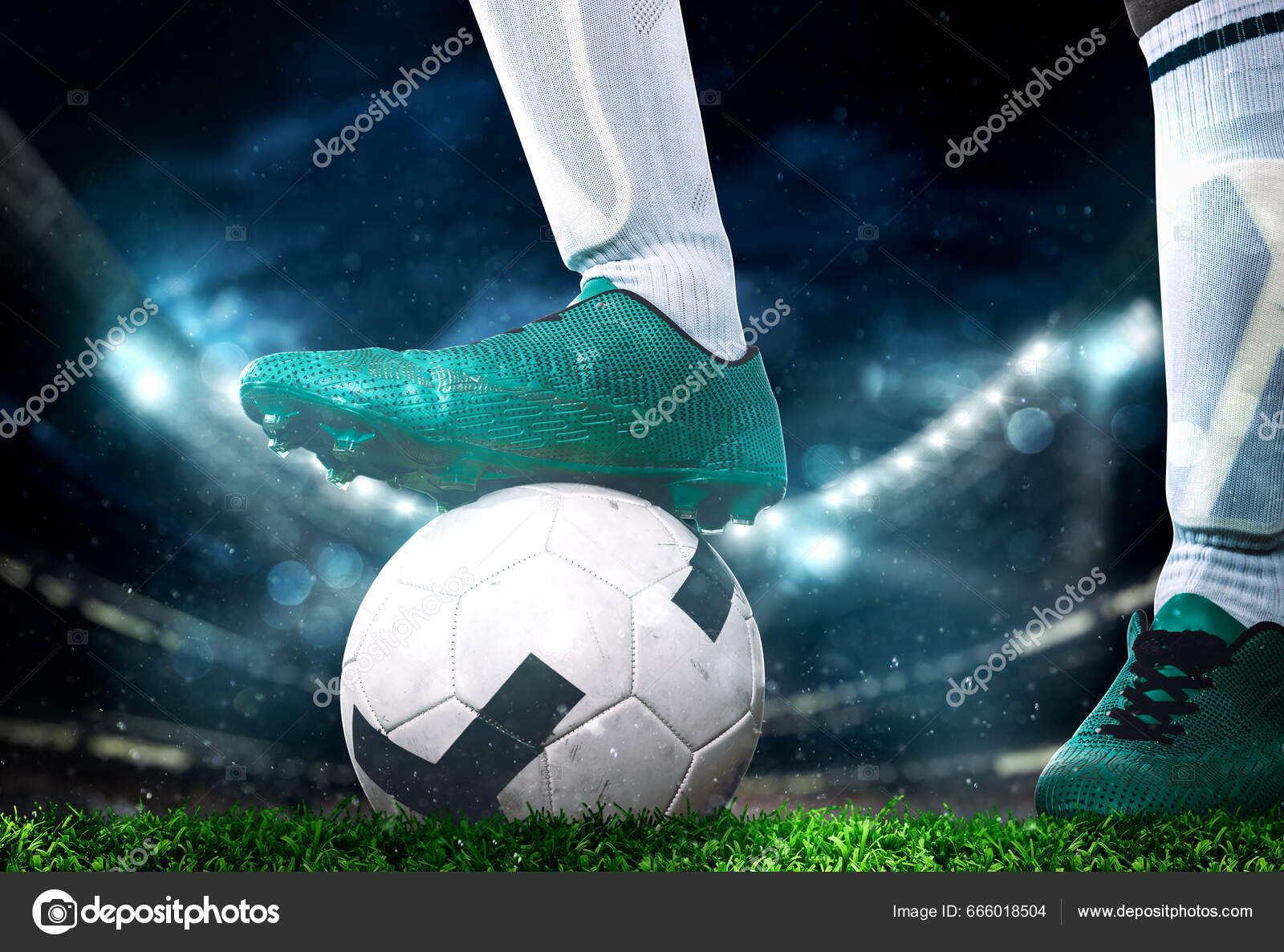Football Scene Night Match Player Ready Shoot Ball — Stock Photo ...