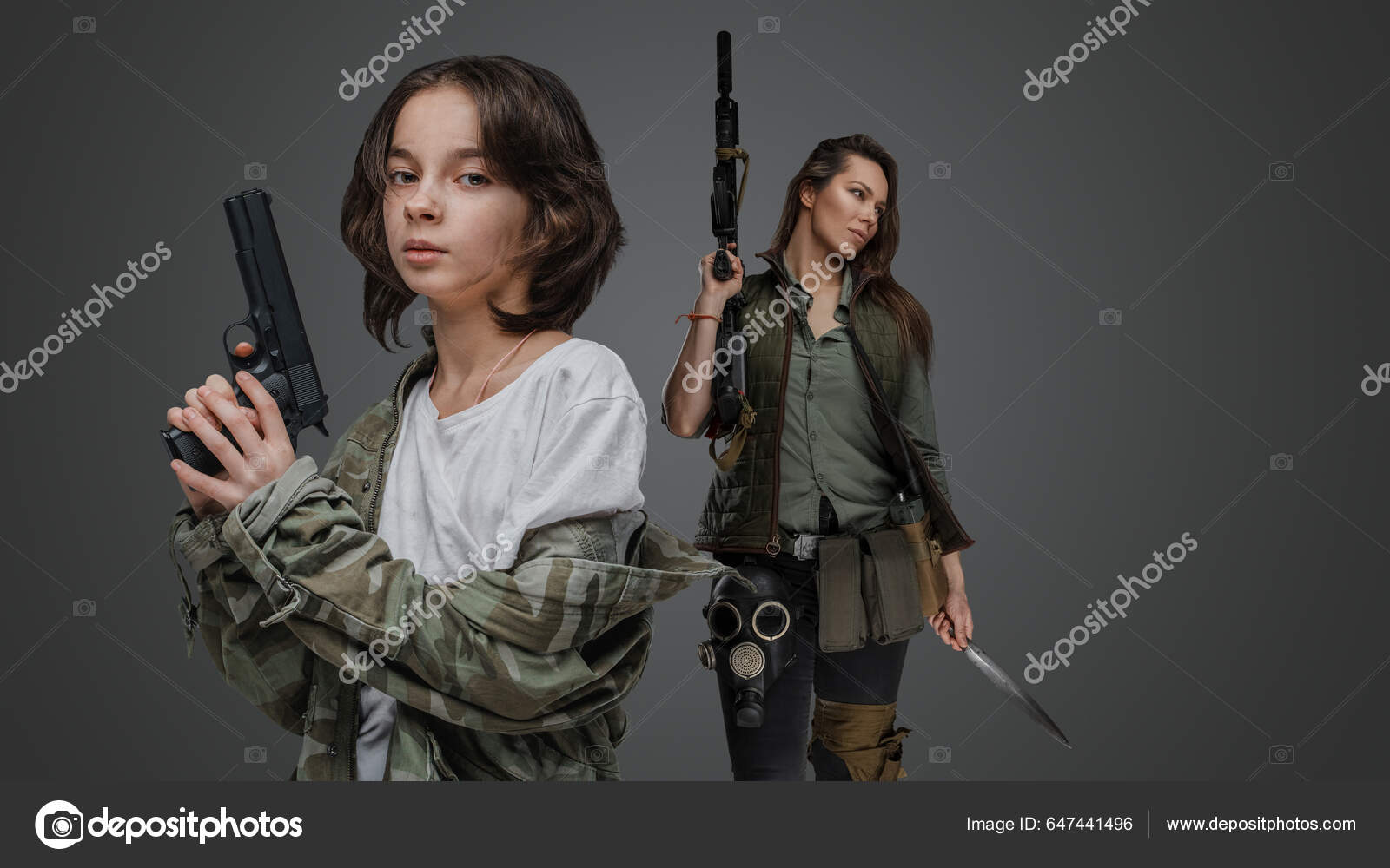 Studio Shot Two Female Survivors Guns Post Apocalyptic Style — Stock ...