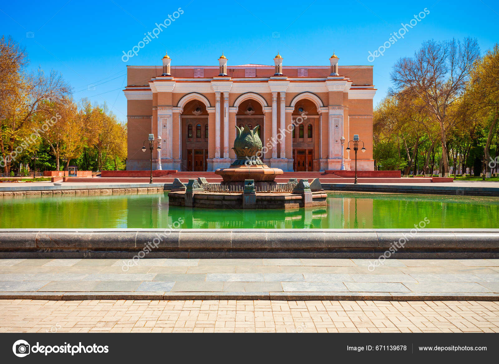 Alisher Navoi State Academic Bolshoi Theatre National Opera Theater ...