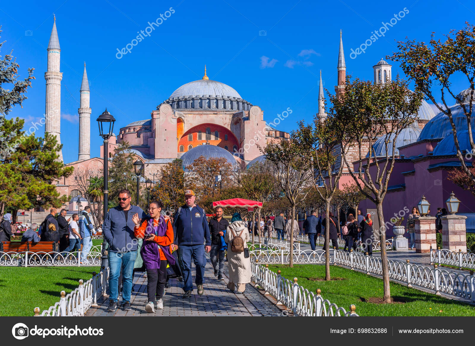 Istanbul Turki Pemandangan Taman Sultan Ahmet Depan Masjid Agung Hagia ...