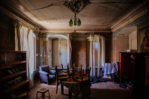 Inside abandoned house Stock Photos, Royalty Free Inside abandoned ...