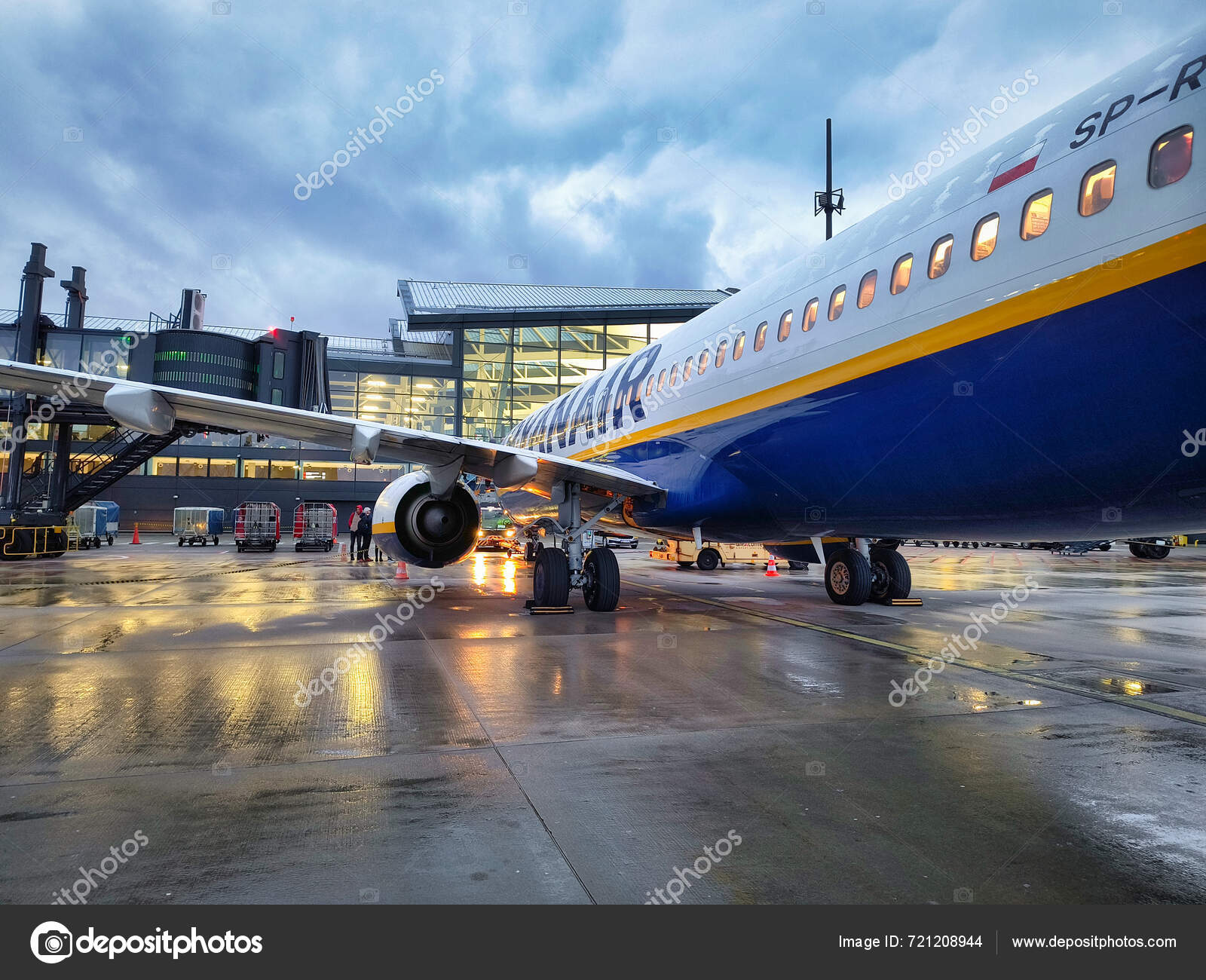 Gdansk Poland April 2024 Ryanair Plane Waiting Boarding Lech Walesa ...