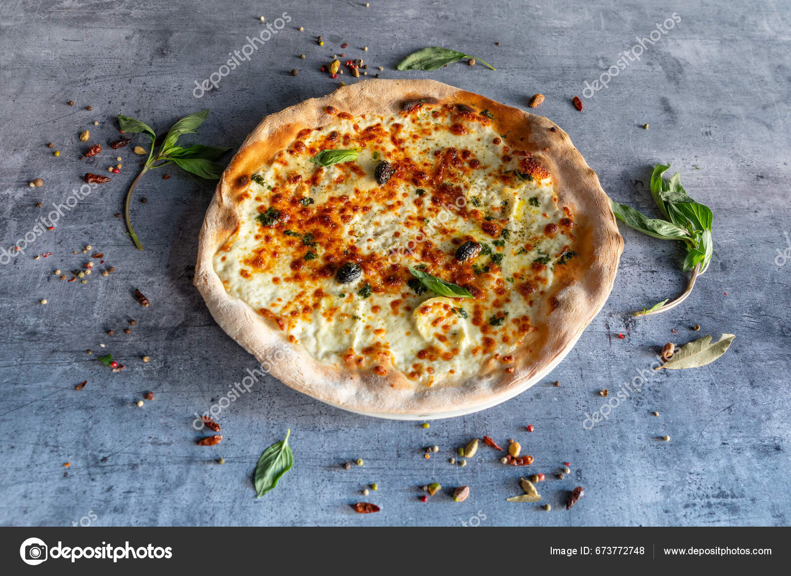 Famosa Pizza Quesos Foor Cocinada Con Fuego Tradicional — Foto de stock ...