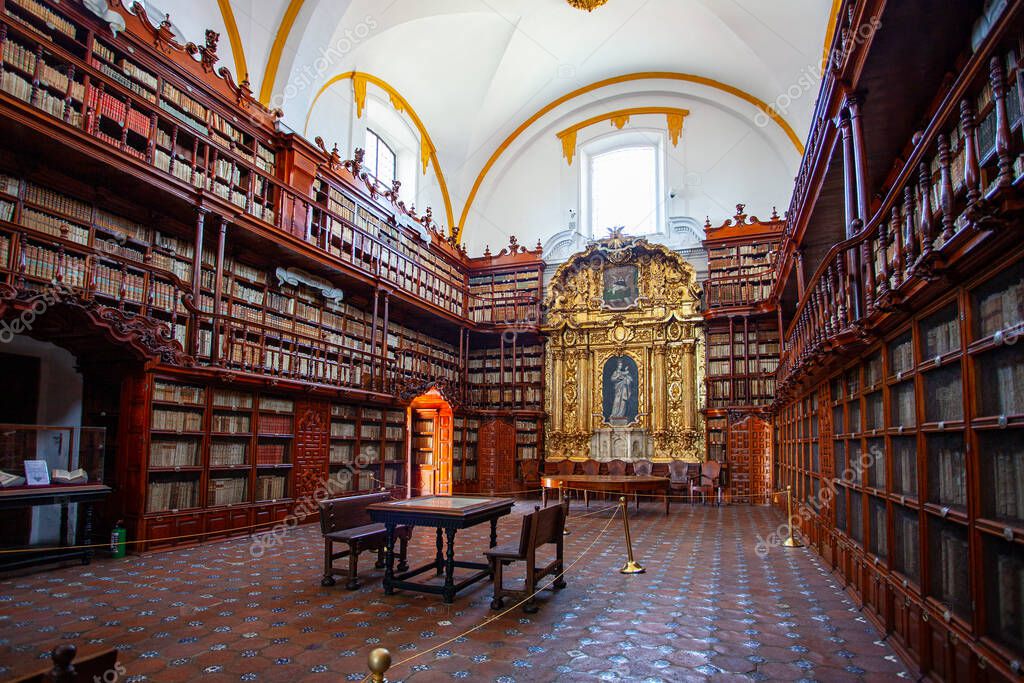 Puebla, Mexico - March 17 , 2022 :Palafoxiana library founded in 1646 ...