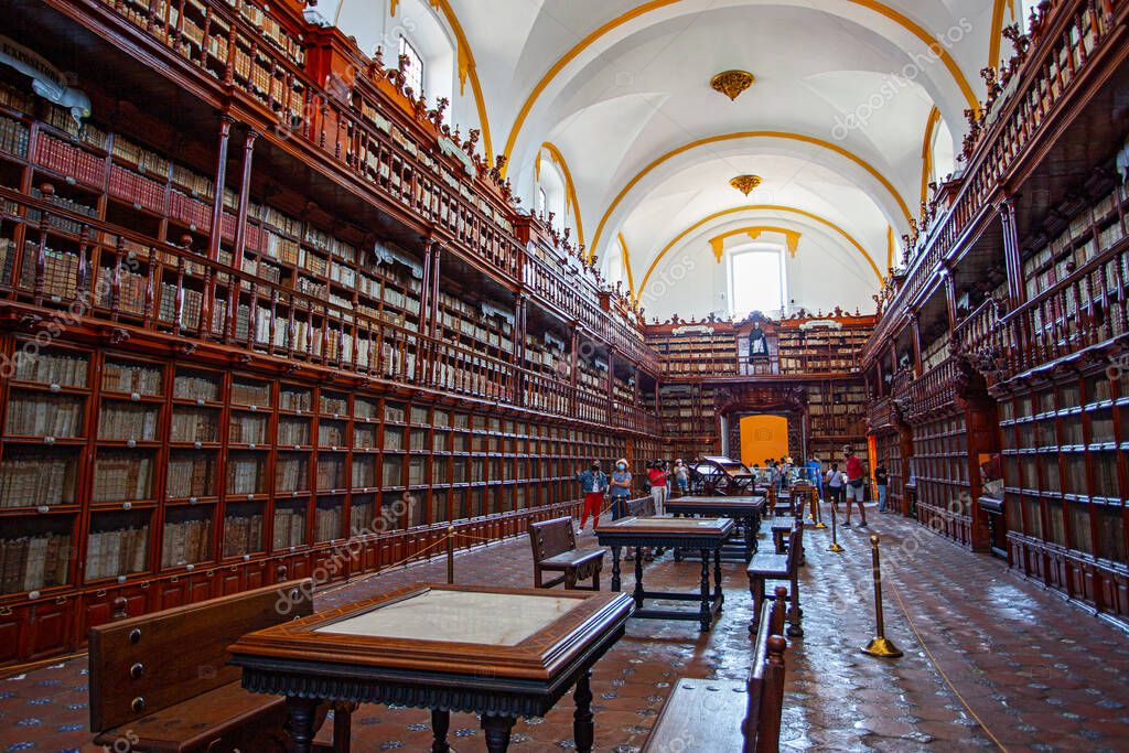 Puebla, Mexico - March 17 , 2022 :Palafoxiana library founded in 1646 ...