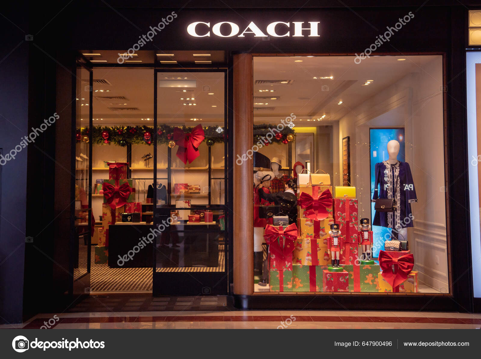 Kuala Lumpur Malaysia December 2022 Coach Brand Retail Shop Logo ...