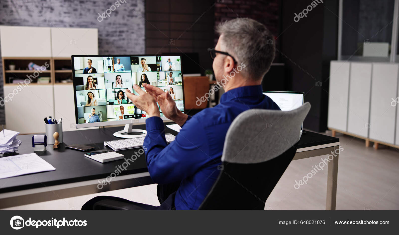 Clapping Virtual Video Conference Call Computer — Stock Photo ...