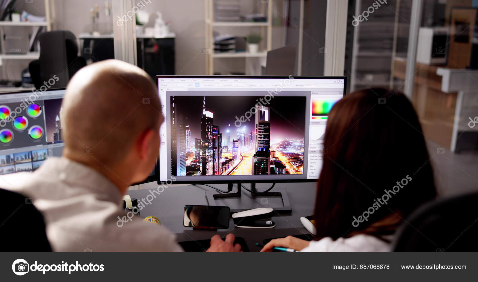 Graphic Web Designer Artist Using Computer Design — Stock Photo ...