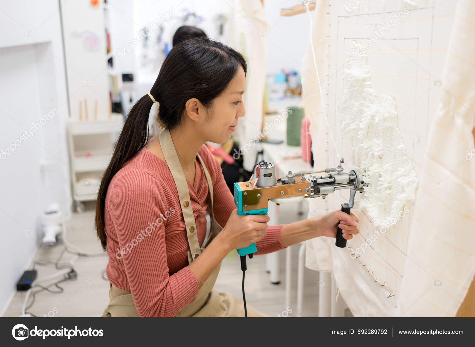 Woman Make Tufting Carpet Studio — Stock Photo © leungchopan #692289792