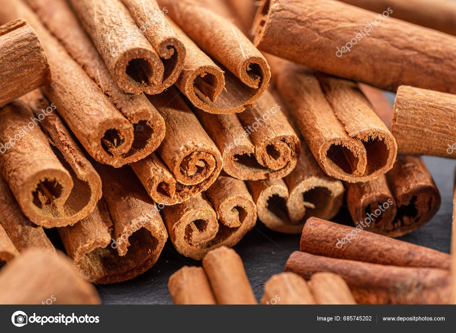 Cinnamon Sticks Background Gray Stone Table Nice Spices Cinnamon ...