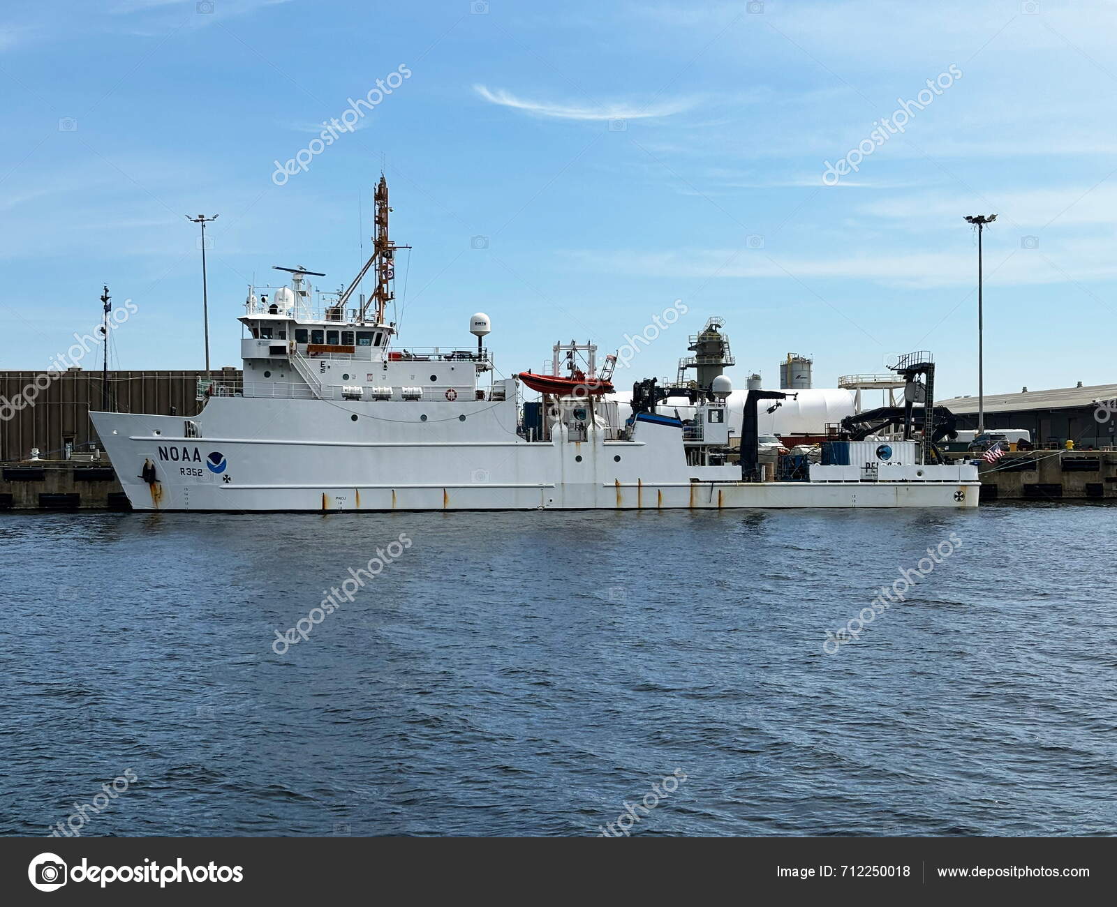 Buque Noaa Nancy Foster Visto Atracado Puerto Pensacola Florida ...