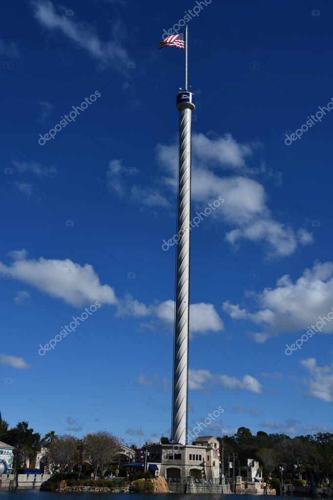 ORLANDO, FL - DIC 29: Sky Tower en SeaWorld Orlando en Florida, visto ...
