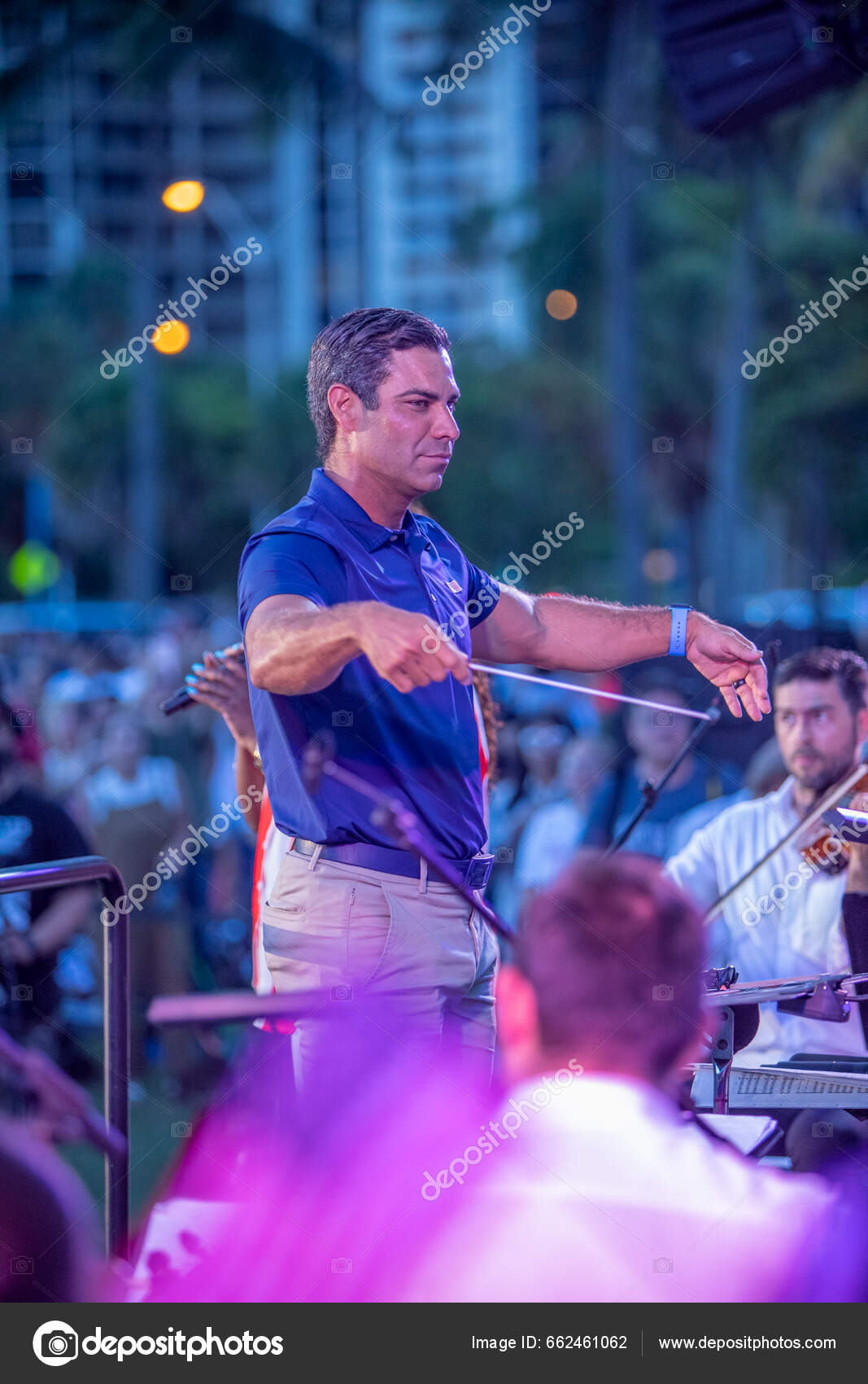 Mayor Miami Francis Suarez Conducts Miami Symphony Orchestra Peacock ...