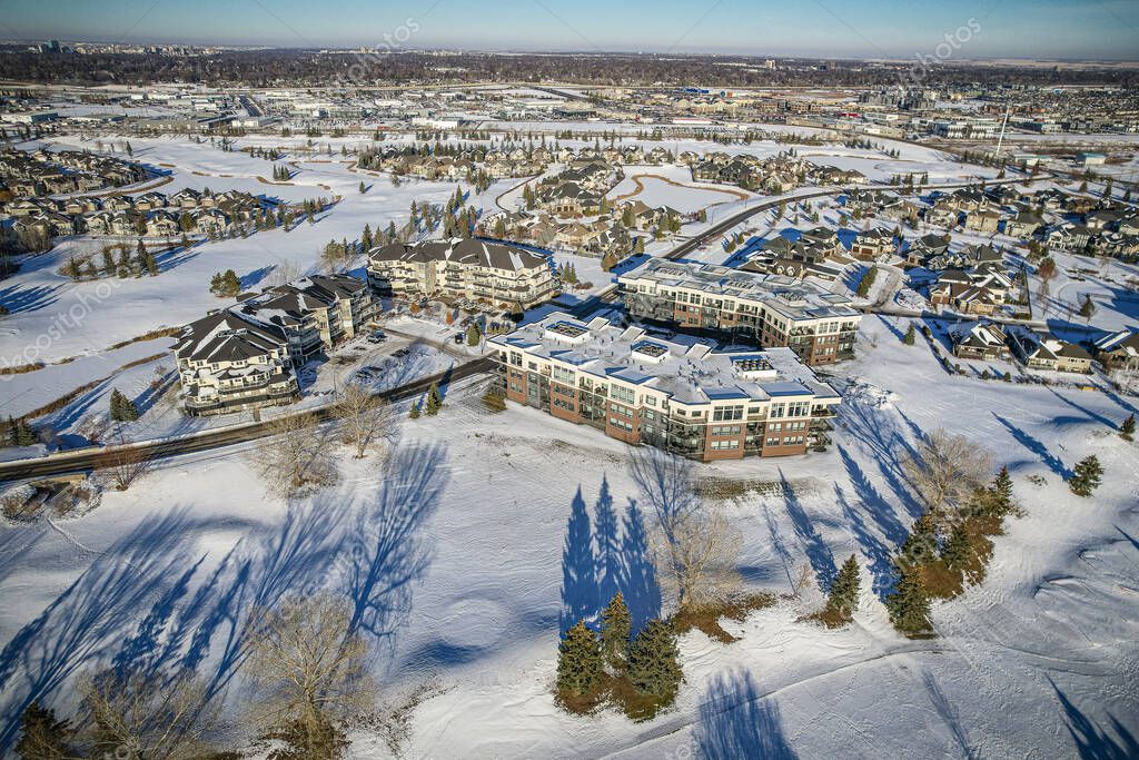 Imagen del dron que captura la serena belleza del barrio de Willows en ...