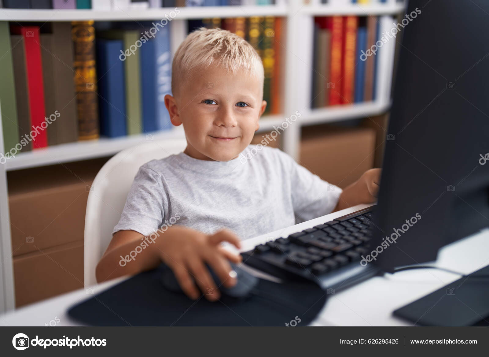 Adorable Toddler Student Using Computer Sitting Table Classroom — Stock ...