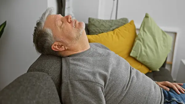 Imágenes de Men groaning an breathing hard while masterbating libres de ...