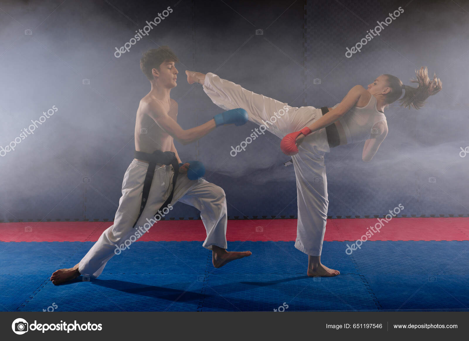 Close Two Young Karate Friends Doing Mawashi Geri Pose Karate — Stock ...