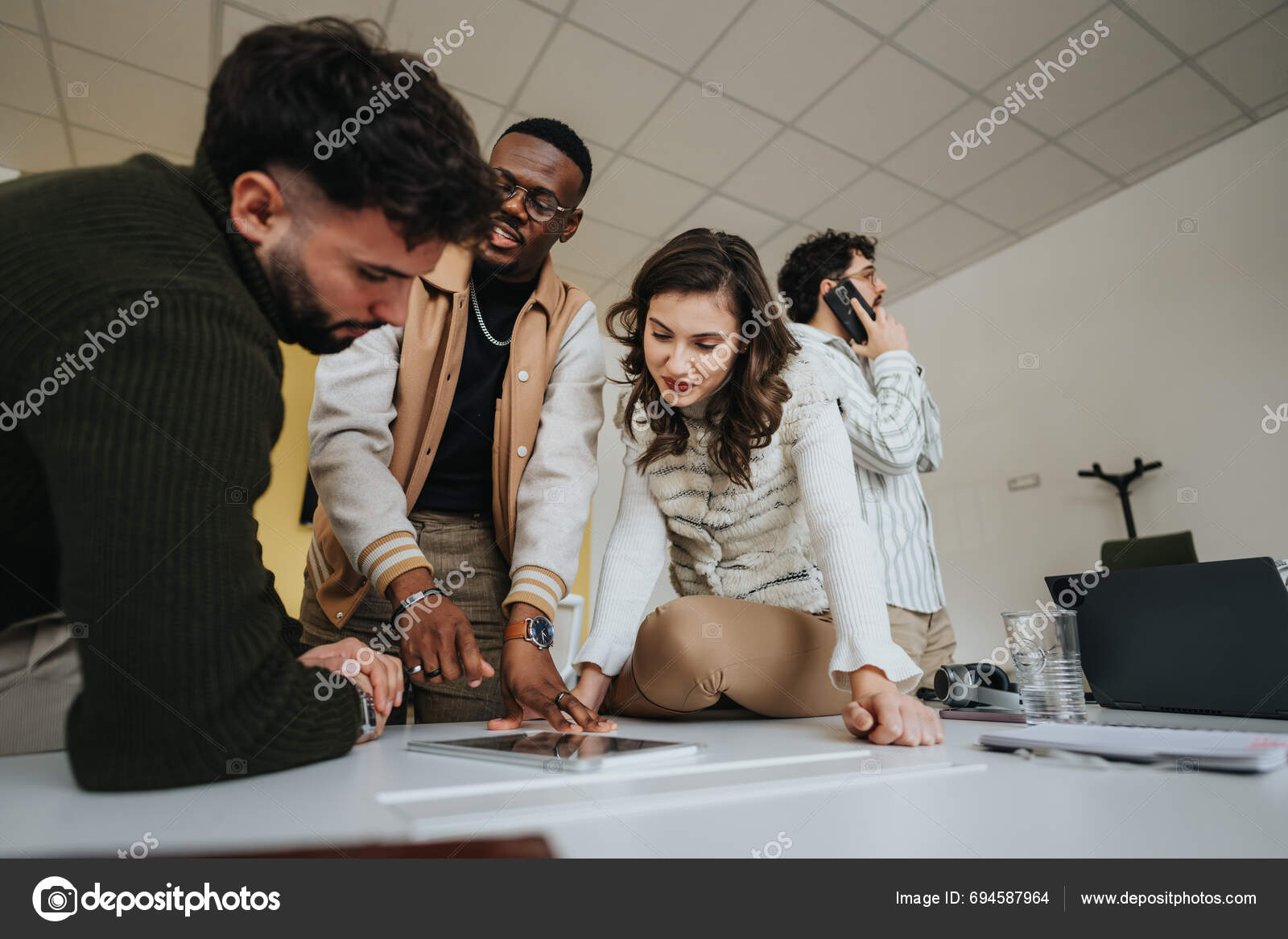 Diverse Group Business Professionals Collaborating Project Details ...