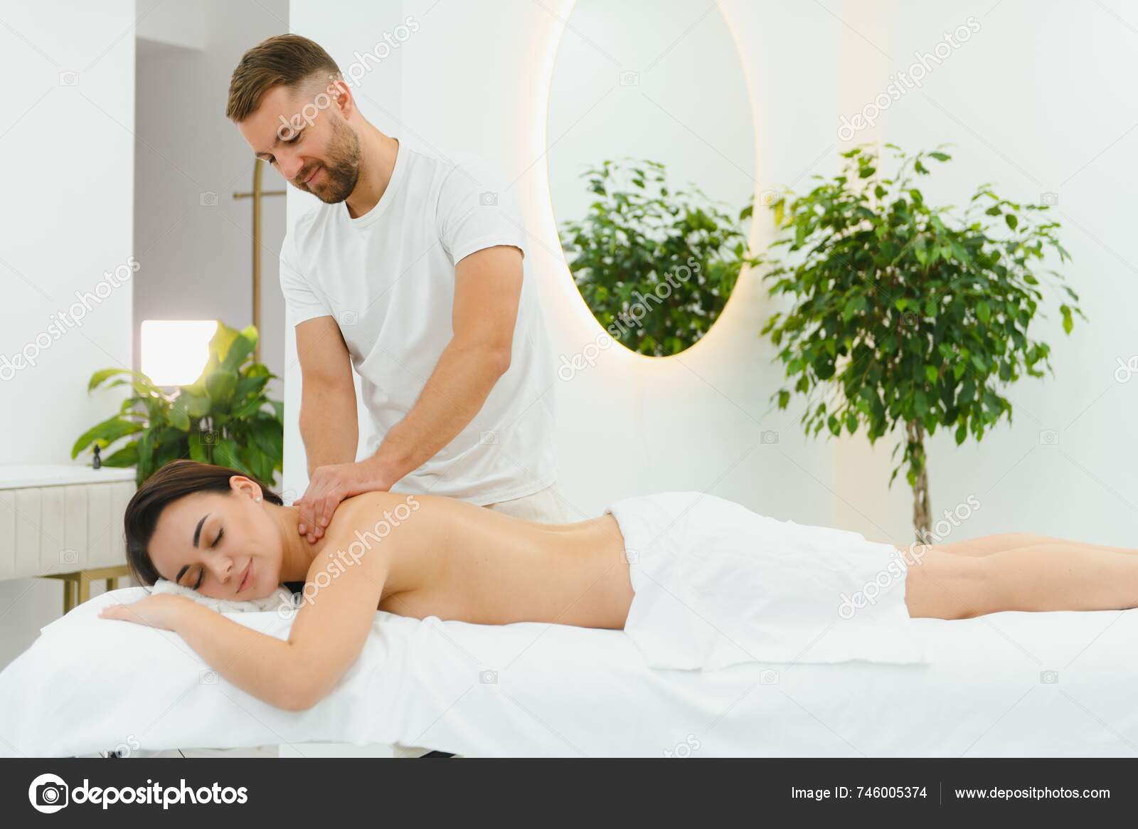 Young Woman Getting Back Massage Spa Salon — Stock Photo © fotosedrik ...