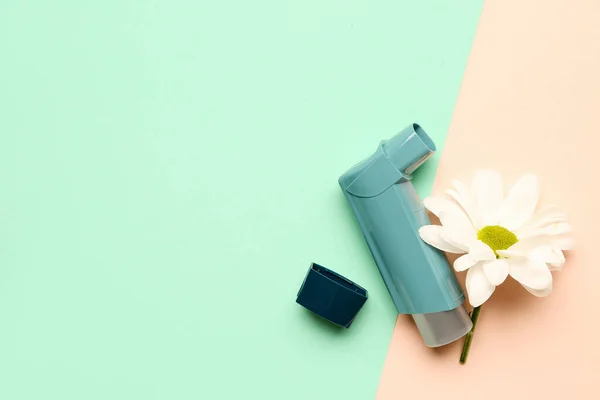 Asthma Inhaler Daisy Flower Color Background — Stock Photo © serezniy ...
