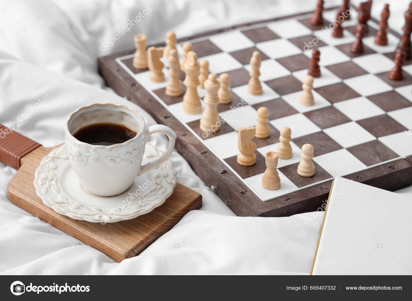 Cup Coffee Chess Board Bed Closeup — Stock Photo © serezniy #665407332