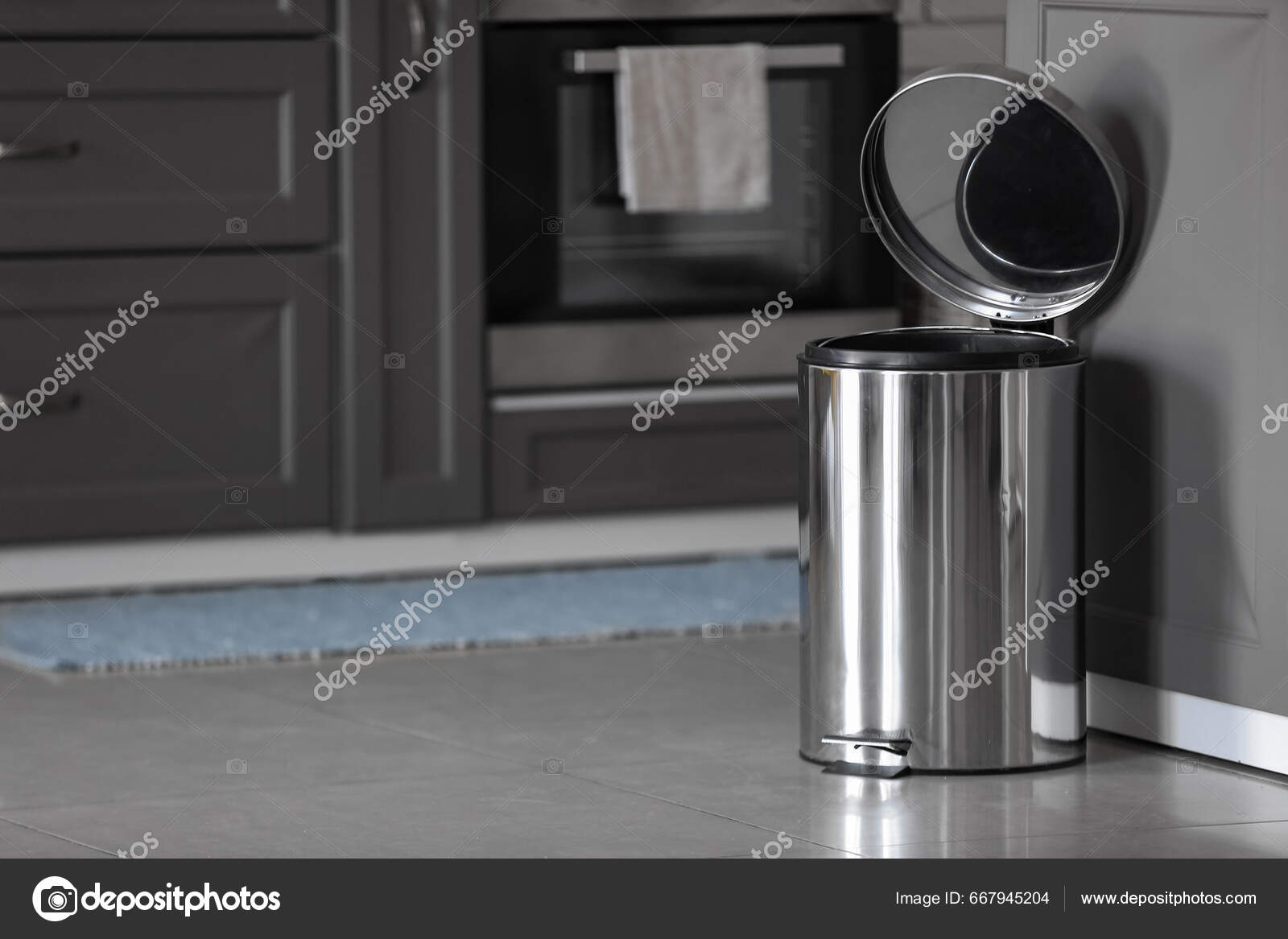 Opened Metallic Trash Bin Floor Modern Kitchen — Stock Photo © serezniy ...