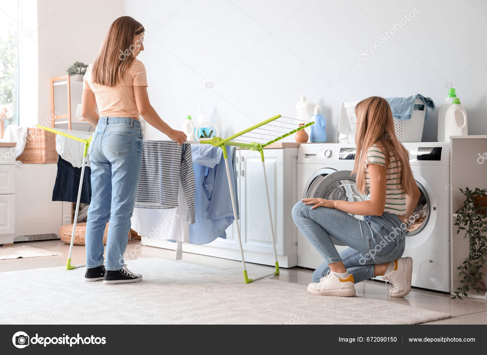 Female Students Doing Laundry Dormitory — Stock Photo © serezniy #672090150
