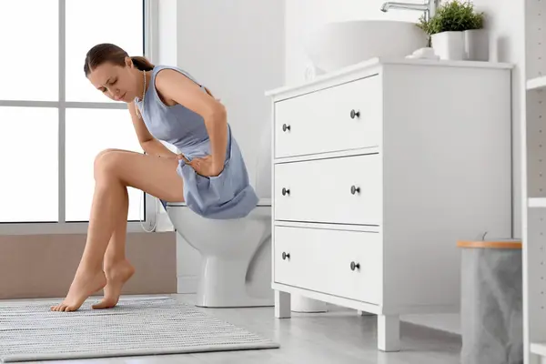 Mature Woman Paper Barbed Wire Toilet Bowl Restroom Back View — Stock