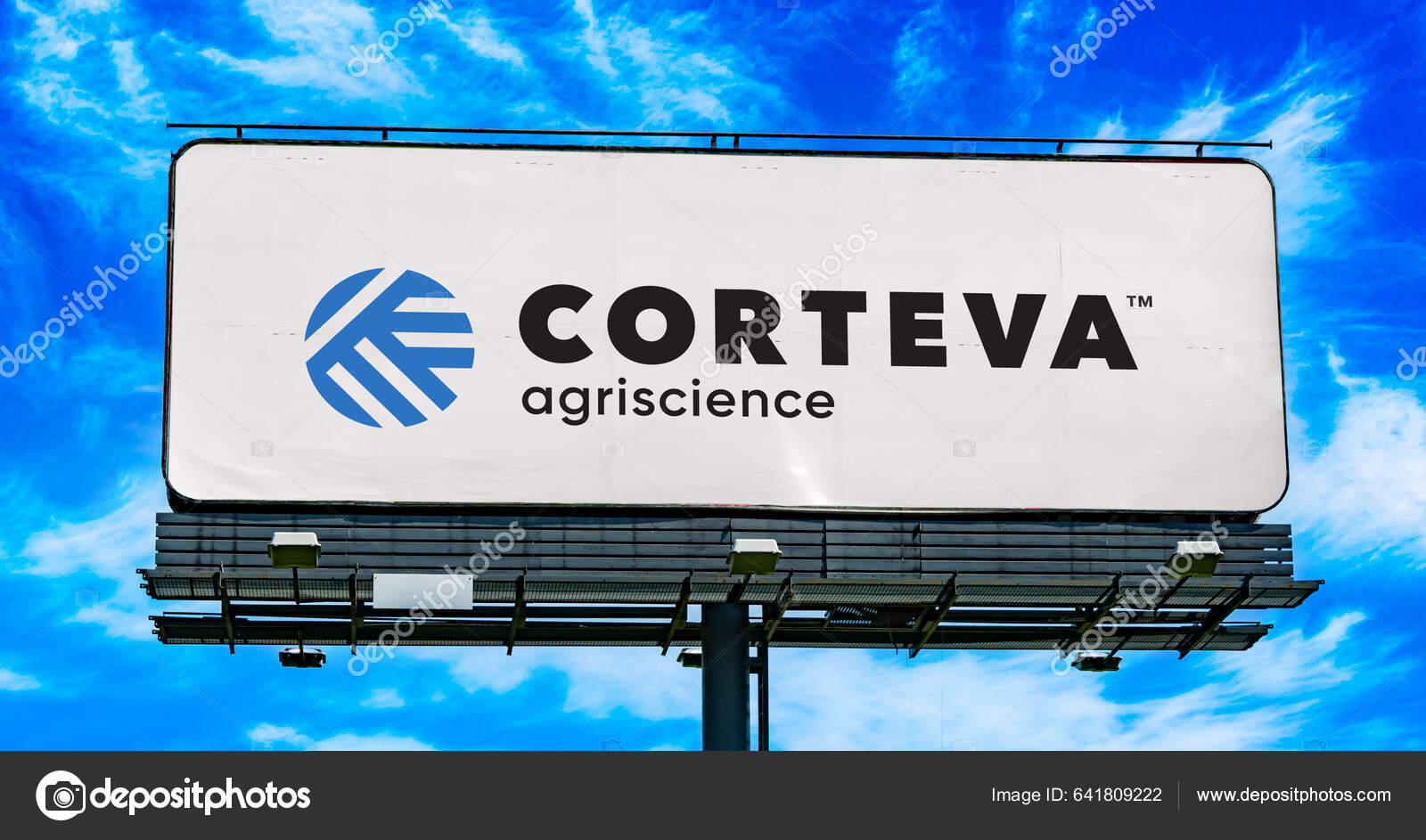 Poznan Pol Jan 2023 Advertisement Billboard Displaying Logo Corteva Major — Redaktionelles ...