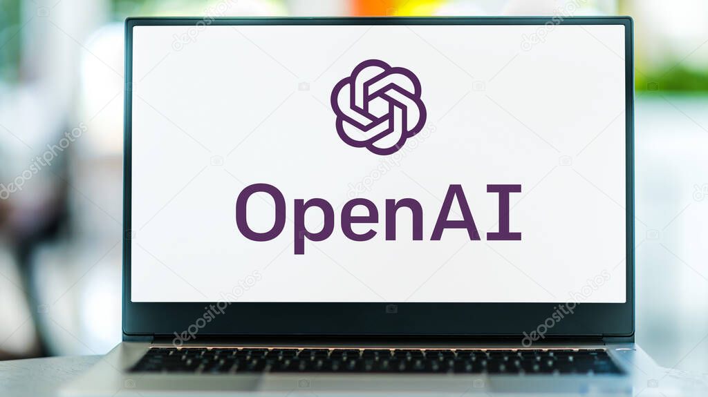 POZNAN, POL - 16 de mayo de 2023: Computadora portátil que muestra el ...