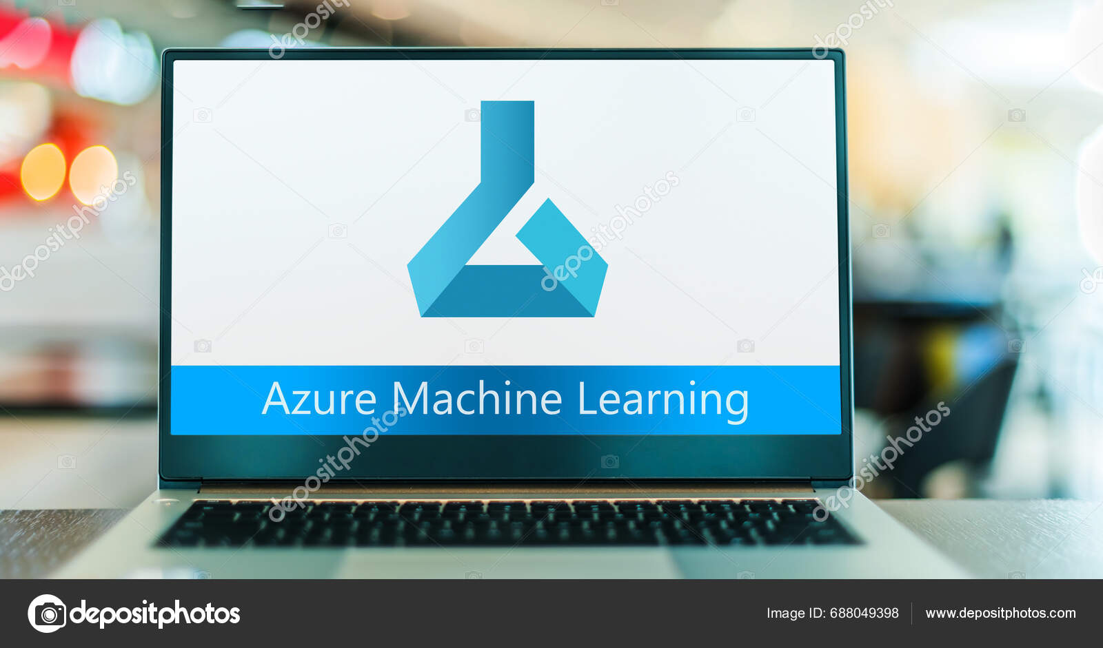 Poznan Pol Nov 2023 Computadora Portátil Que Muestra Logotipo Microsoft ...