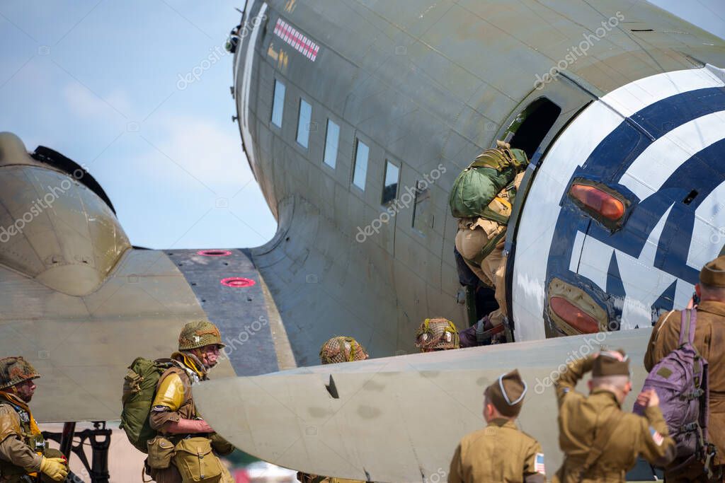 Eaa Airventure 2024 Airshow Personas Actividades Airshow Más Grande Del ...
