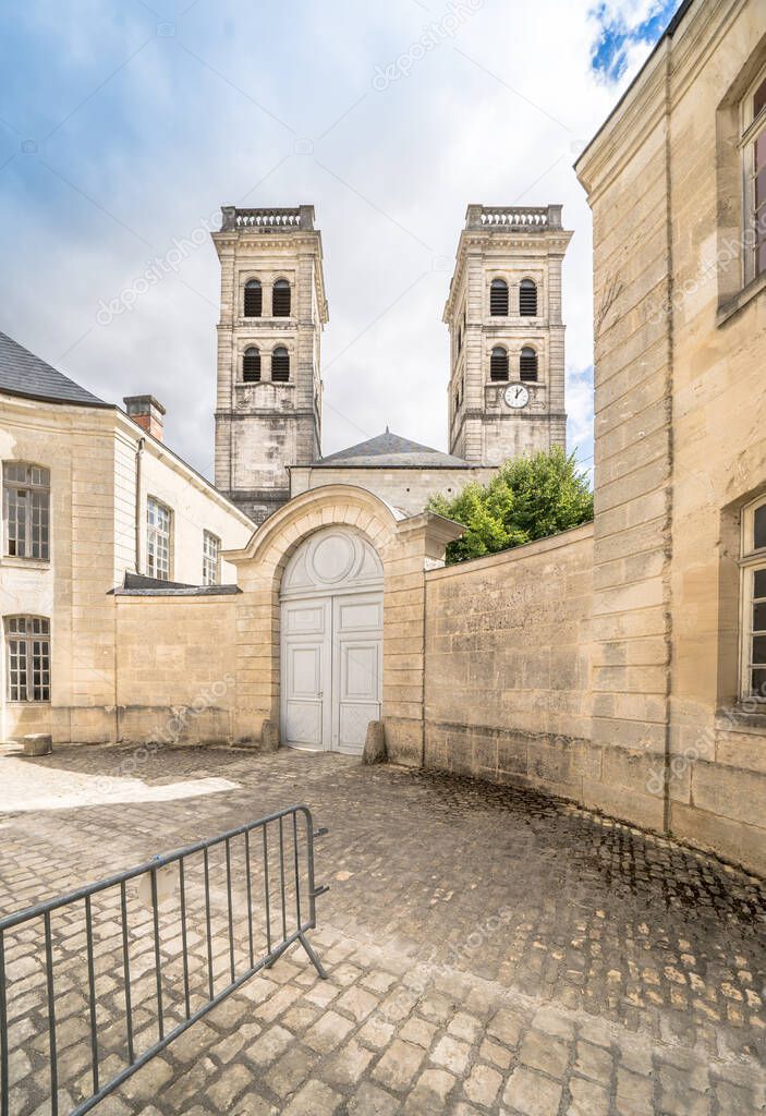 Catedral de Verdún Notre Dame y su claustro, Francia 2025
