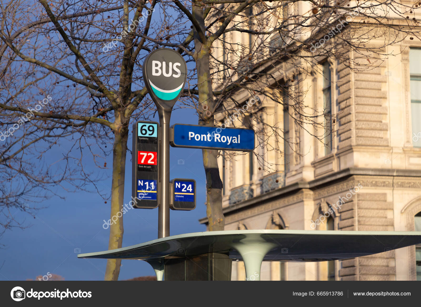 Paris France January 2022 Pont Royal Bus Stop Sign Paris — Stock ...