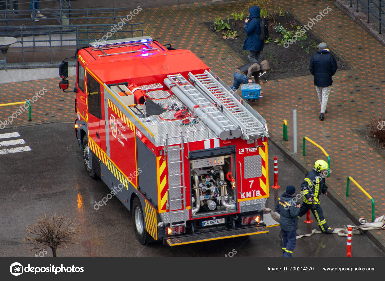 Fire Truck Emergency Call Extinguish Fire Ukraine Kyiv March 2024 ...