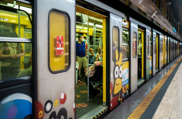 Metronapoli Stock Photos, Royalty Free Metronapoli Images | Depositphotos