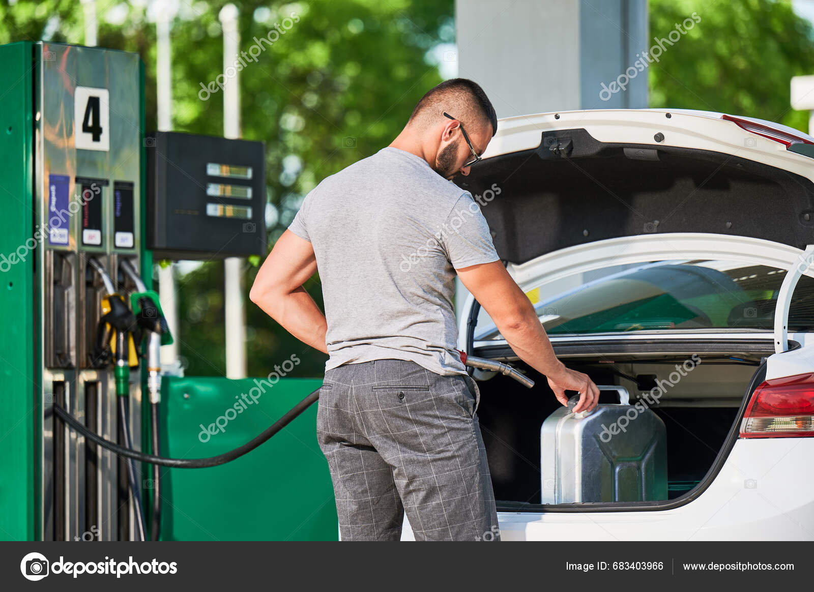 Man Refueling Canister Fuel Car Trunk Skilled Driver Filling Cistern ...