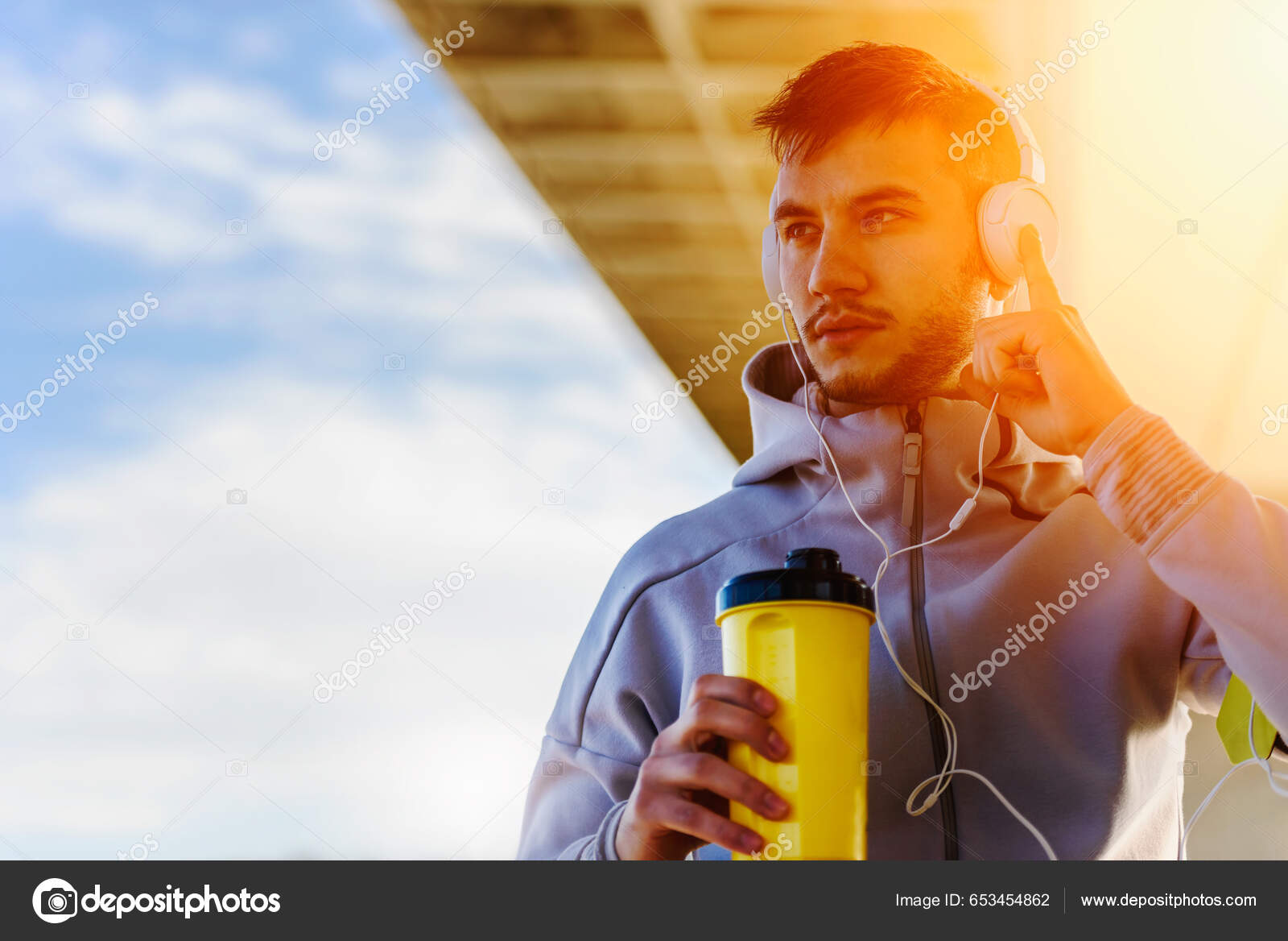 Man Runner Bridge City Water — Stock Photo © lordn7@hotmail.com #653454862