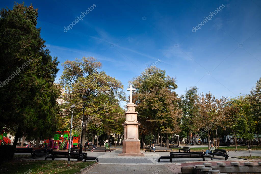 PANCEVO, SERBIA - 9 DE OCTUBRE DE 2022: Krst Svete Trojice, o cruz de ...