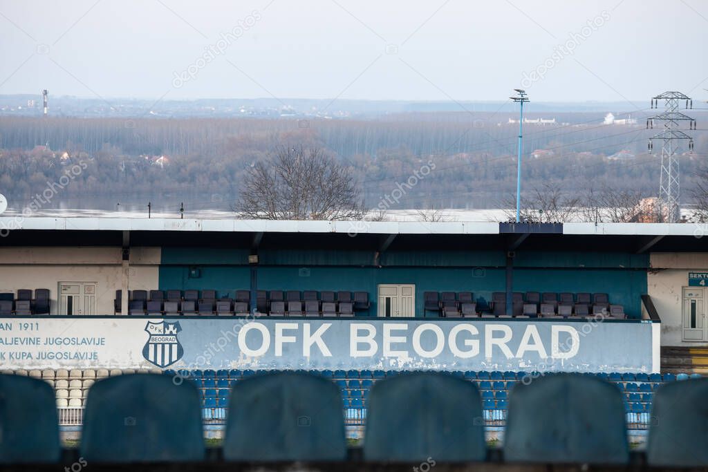 BELGRADE, SERBIA - 28 de febrero de 2021: Desenfoque selectivo en la ...