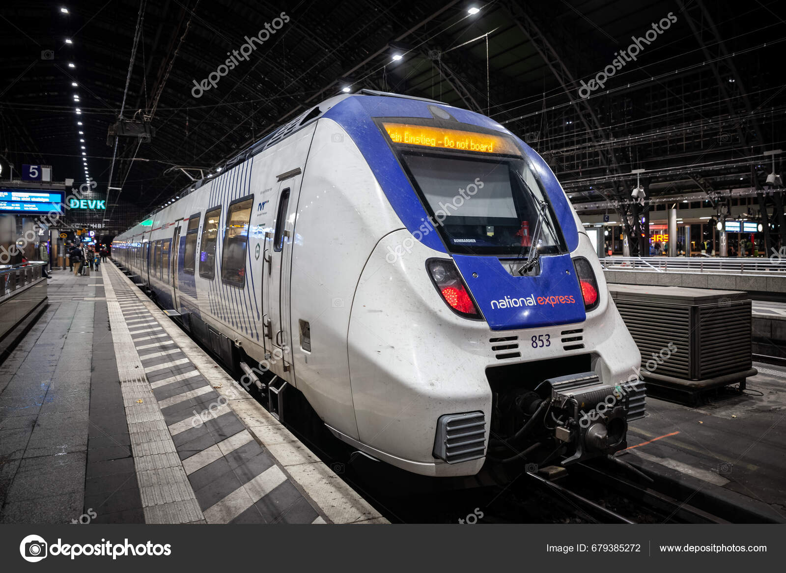 Köln Deutschland November 2022 Die National Express Bahn Auf Einem ...