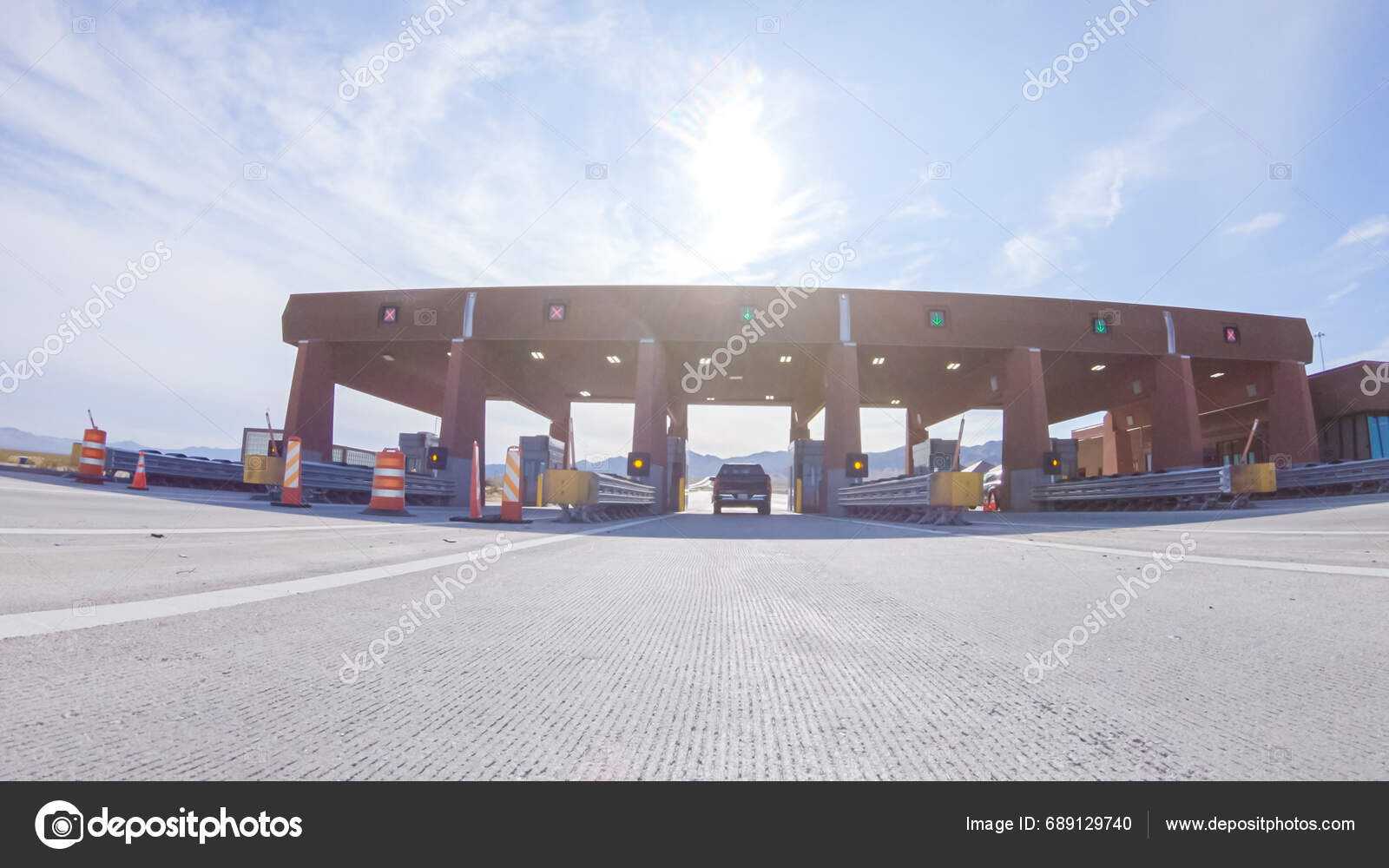 Road Trip California Driving Checkpoint Highway Marks Transition Golden ...