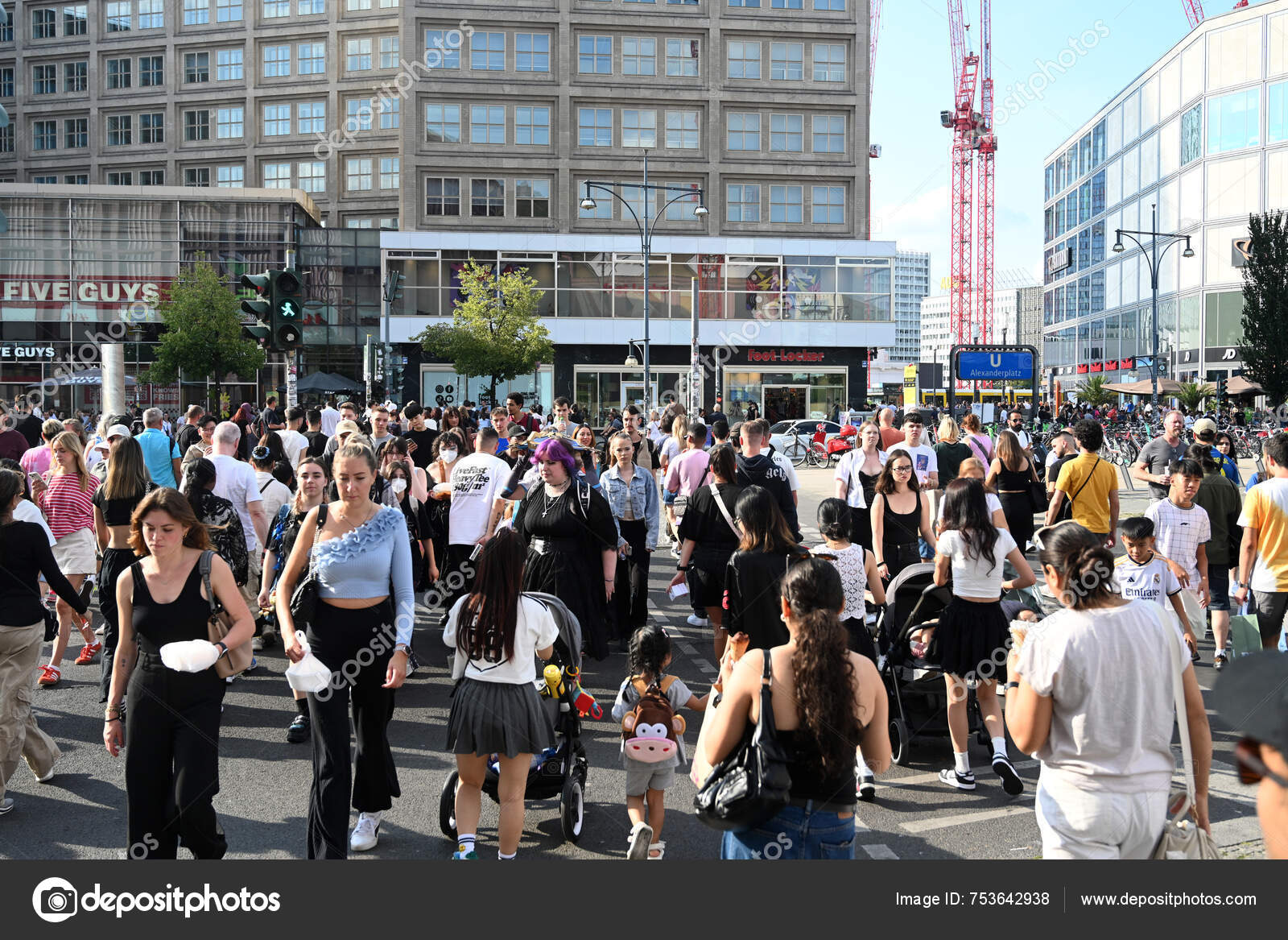 Berlin Germany August 2024 Crowd People Street Berlin — Stock Editorial ...