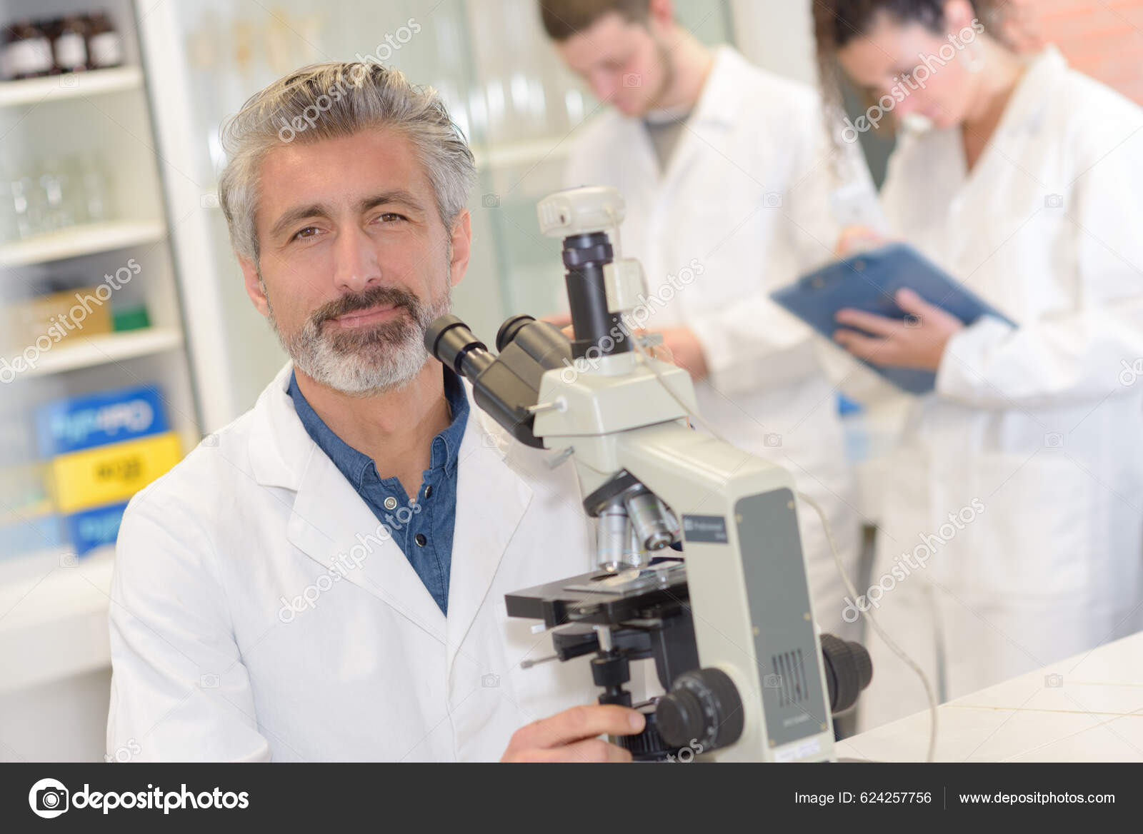 Male Scientific Researcher Using Microscope Laboratory — Stock Photo ...