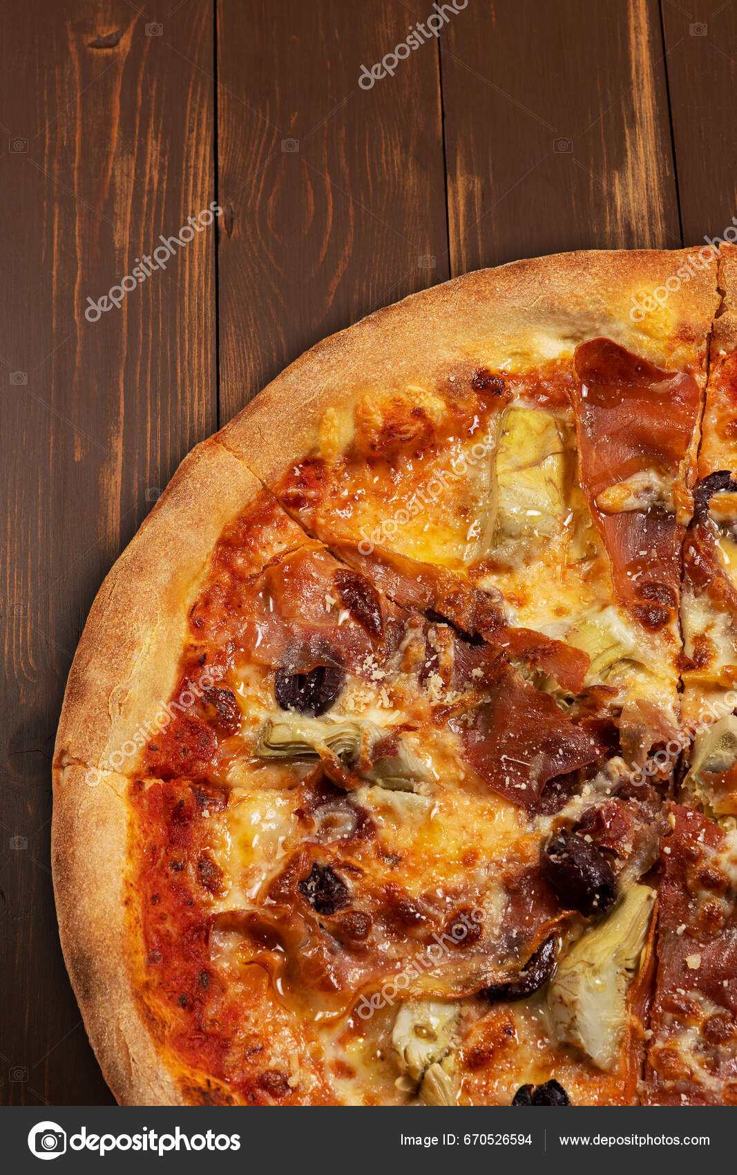 Pizza Con Salsa Tomate Selección Quesos Mixtos Jamón Pepperoni Tocino ...