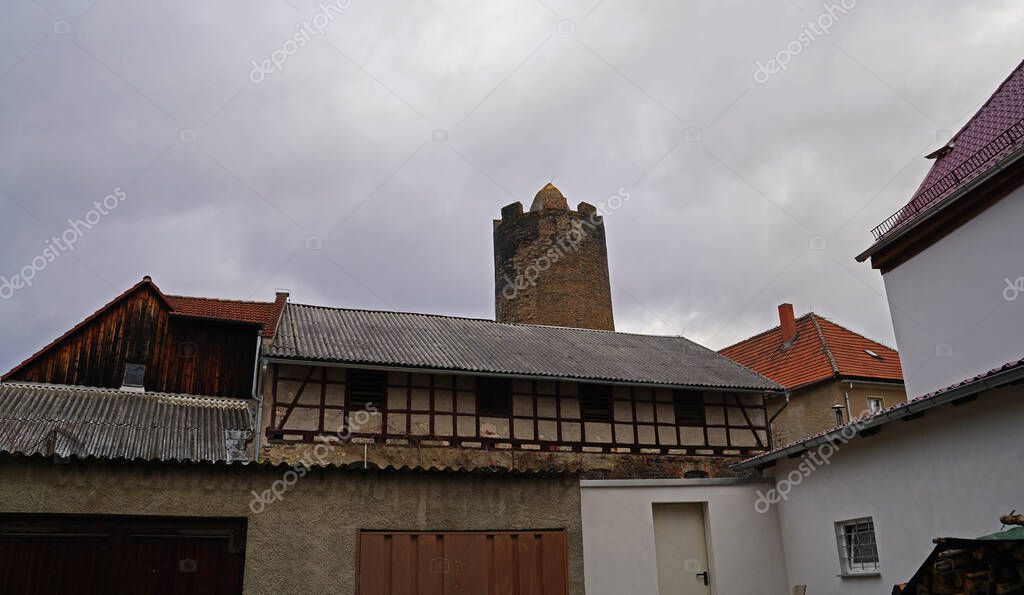 The castle itself fell victim to a fire in 1540. Partly rebuilt, it ...