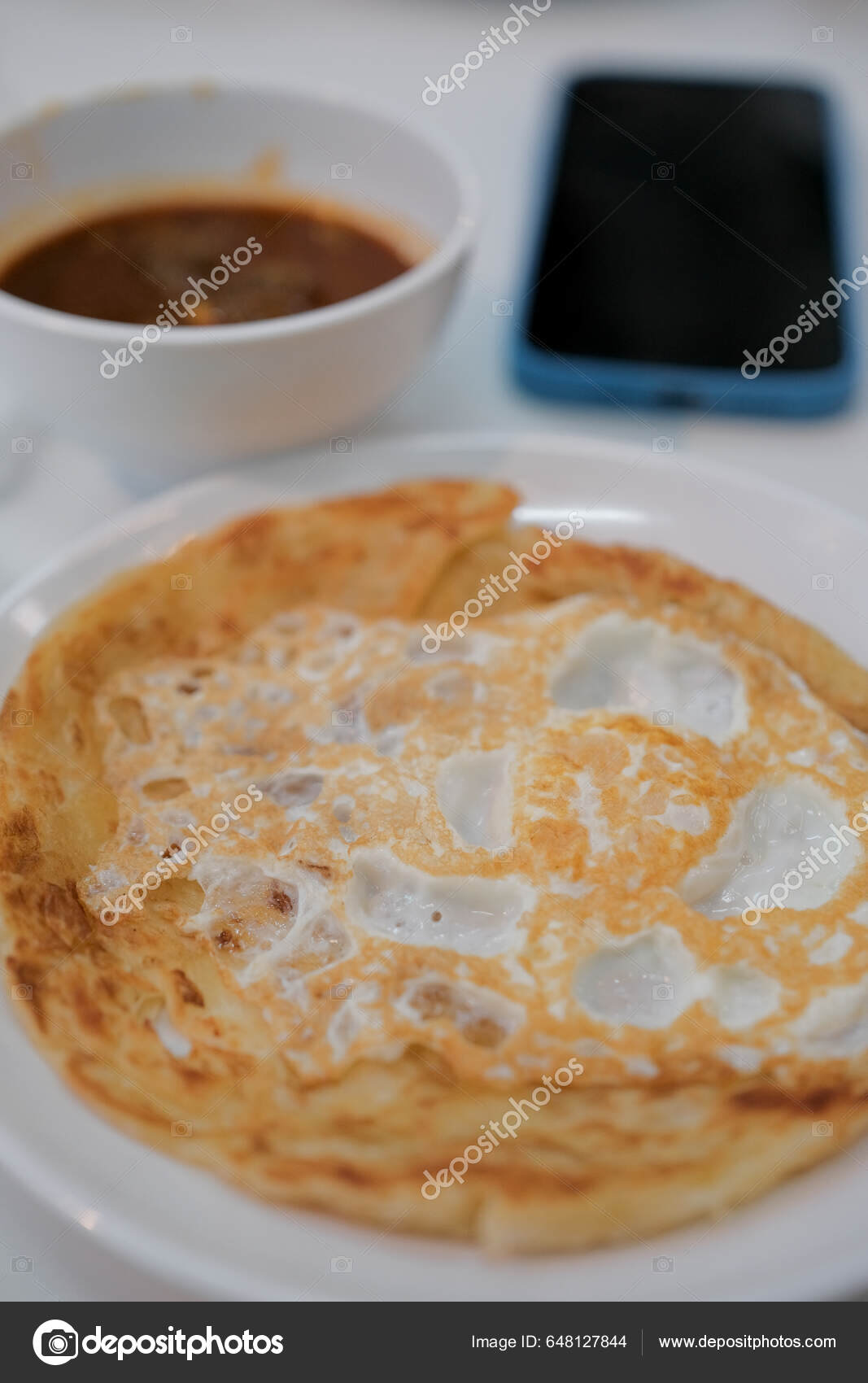 Plate Roti Tampal Version Roti Canai Malaysian Prata Bread — Stock ...