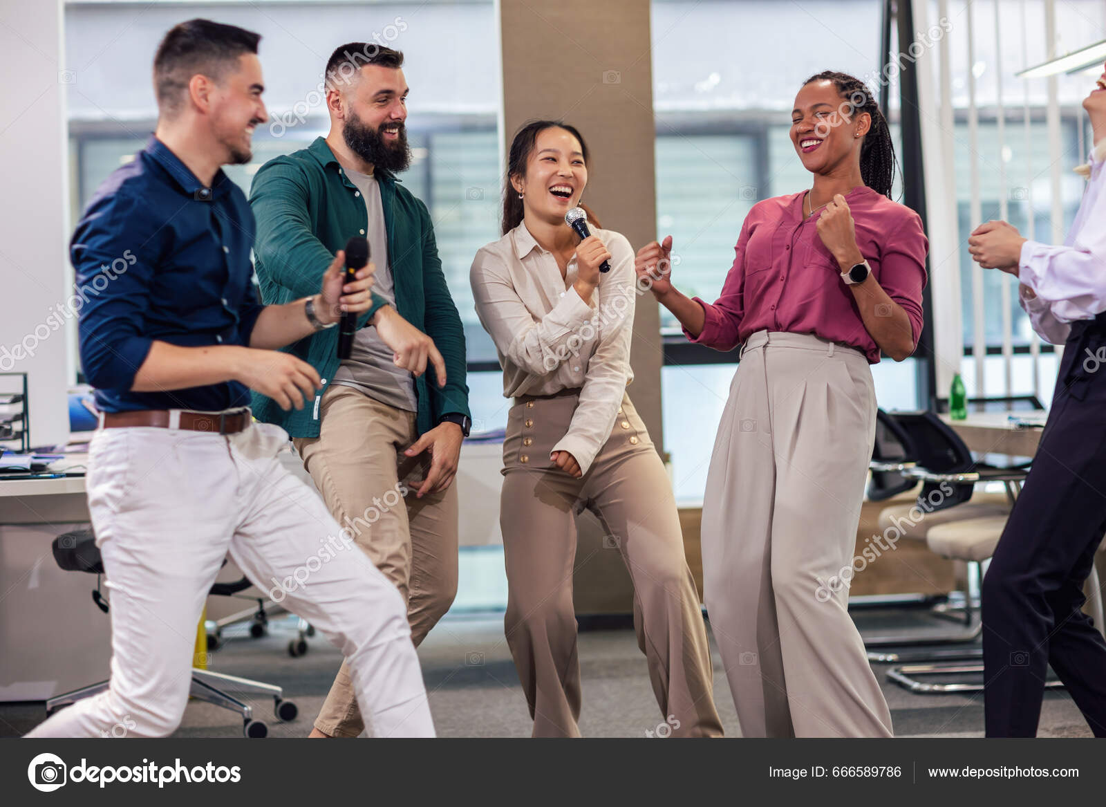 Group Professional People Singing Karaoke Modern Office — Stock Photo ...